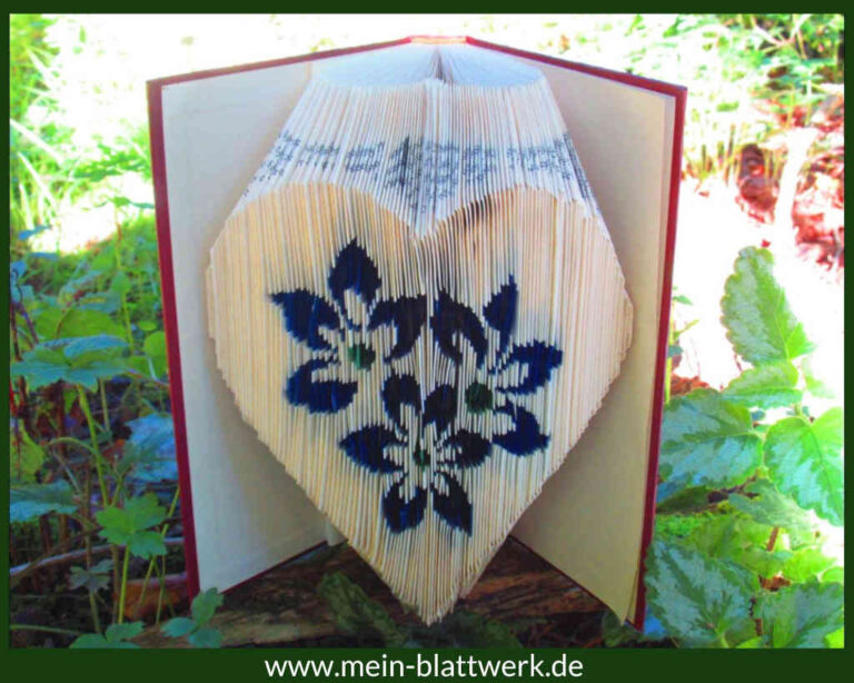 Blume falten – Anleitung und Vorlage Blüten-Motiv - mein-blattwerk